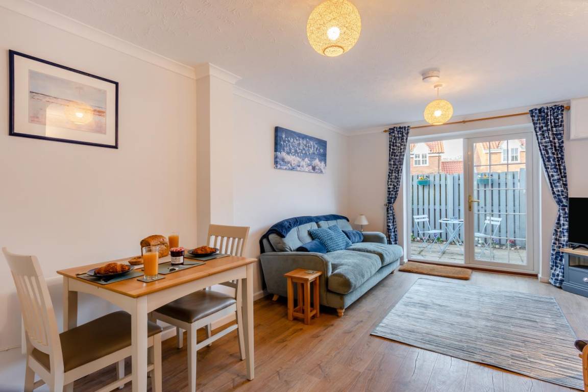 Cottage ∙ 2 Bedrooms ∙ 4 Guests - Brancaster