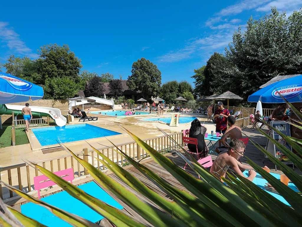 24 M² Camping ∙ 2 Chambres ∙ 4 Personnes - Les Eyzies-de-Tayac-Sireuil