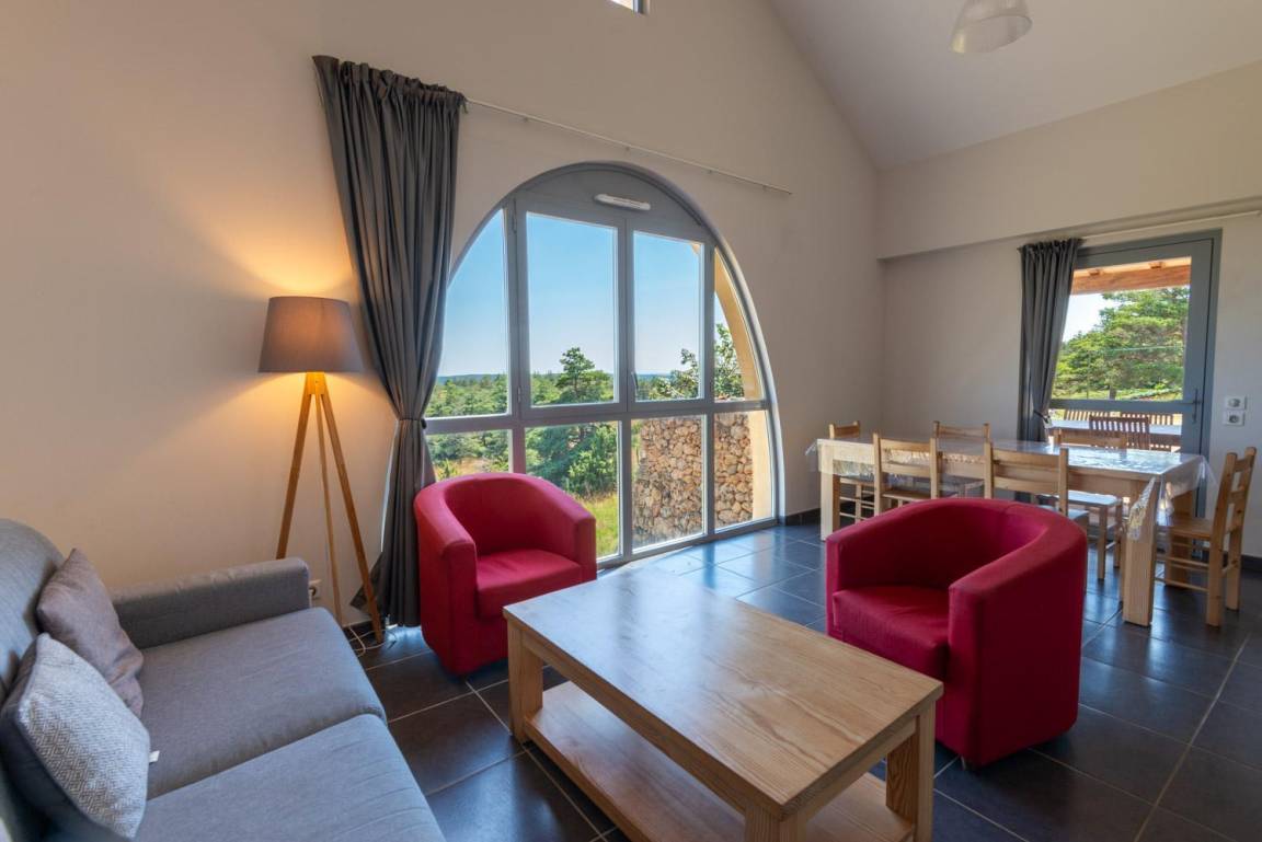 77 M² Gîte ∙ 2 Chambres ∙ 6 Personnes - Le Rozier