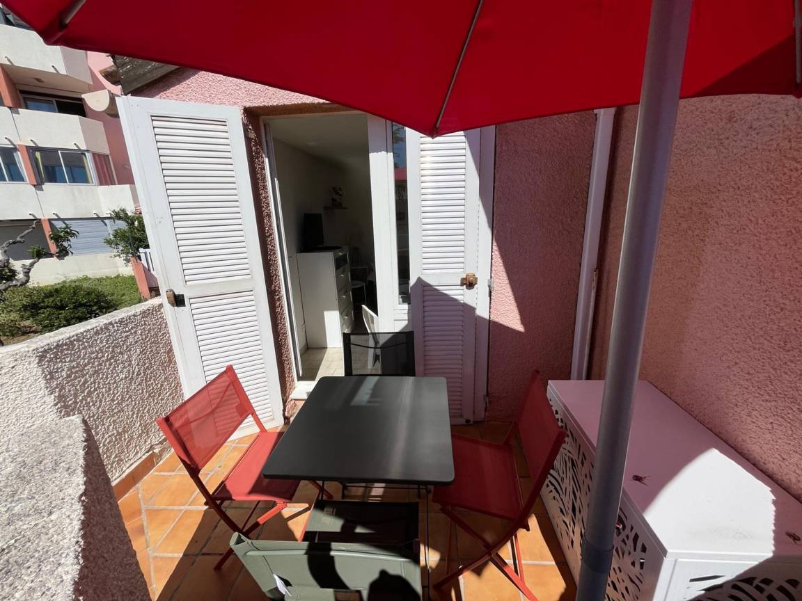 25 M² Apartment ∙ 1 Bedroom ∙ 4 Guests - Sète