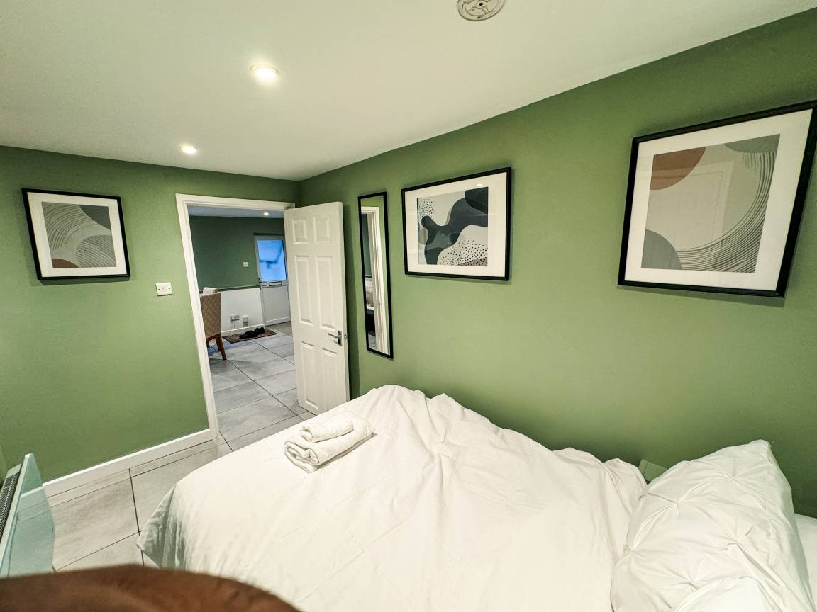Apartment ∙ 1 Bedroom ∙ 2 Guests - Reading Station