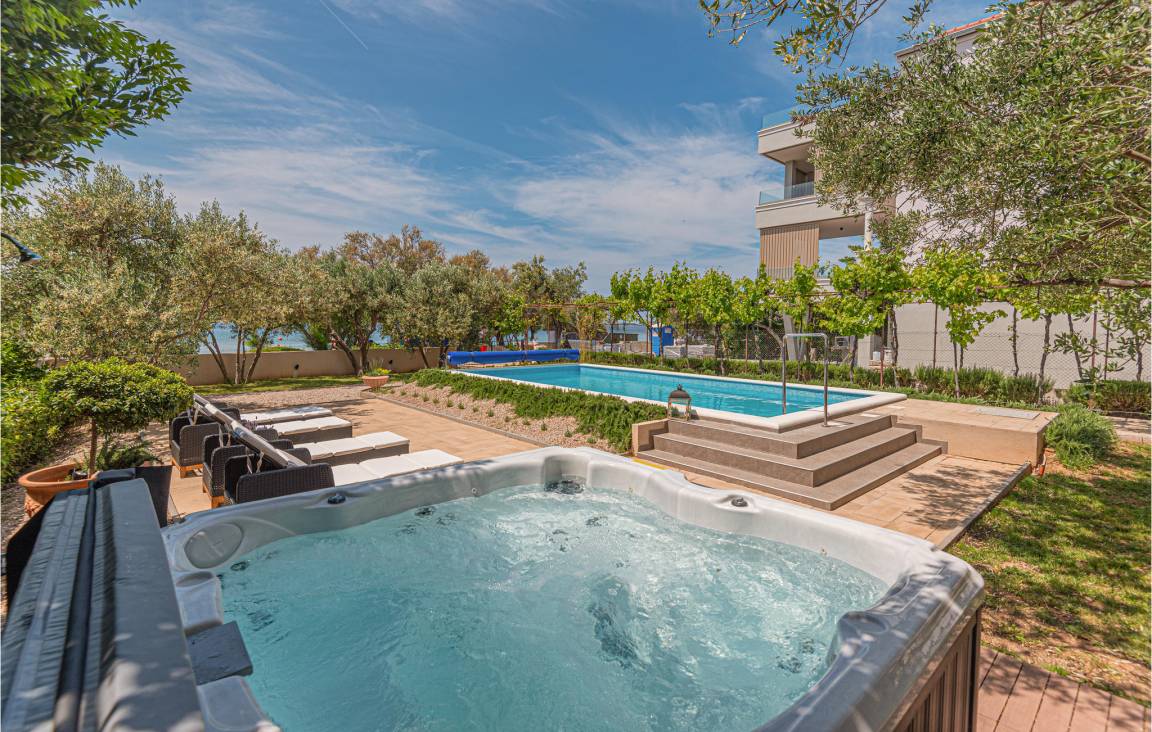 150 M² Duplex ∙ 4 Chambres ∙ 10 Personnes - Šibenik