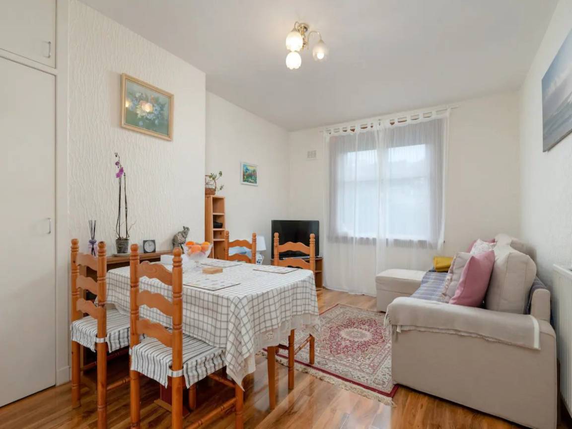 56 M² Ferienhaus ∙ 2 Schlafzimmer ∙ 3 Gäste - Edinburgh