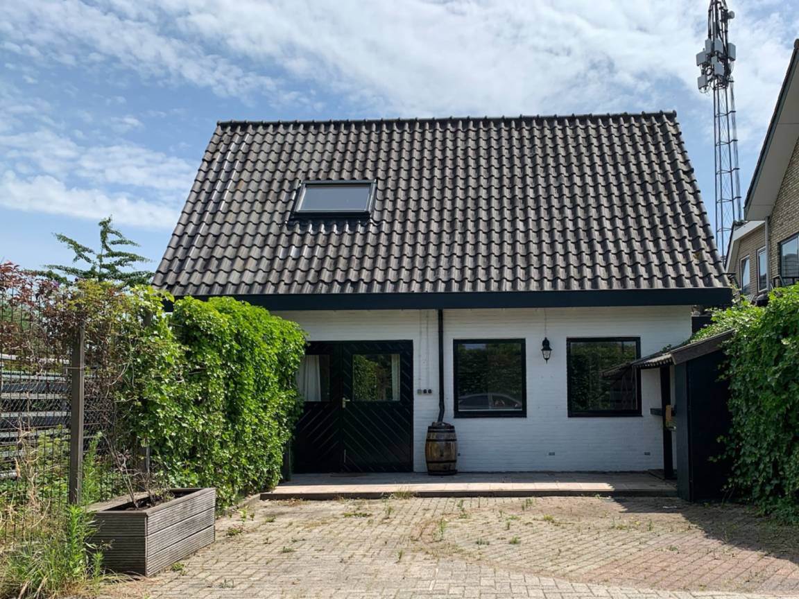 65 M² Talo ∙ 1 Makuuhuone ∙ 4 Vierasta - Weesp