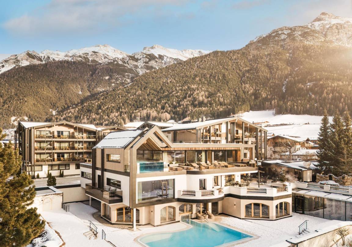 66 M² Hotel ∙ 2 Bedrooms ∙ 8 Guests - Neustift im Stubaital