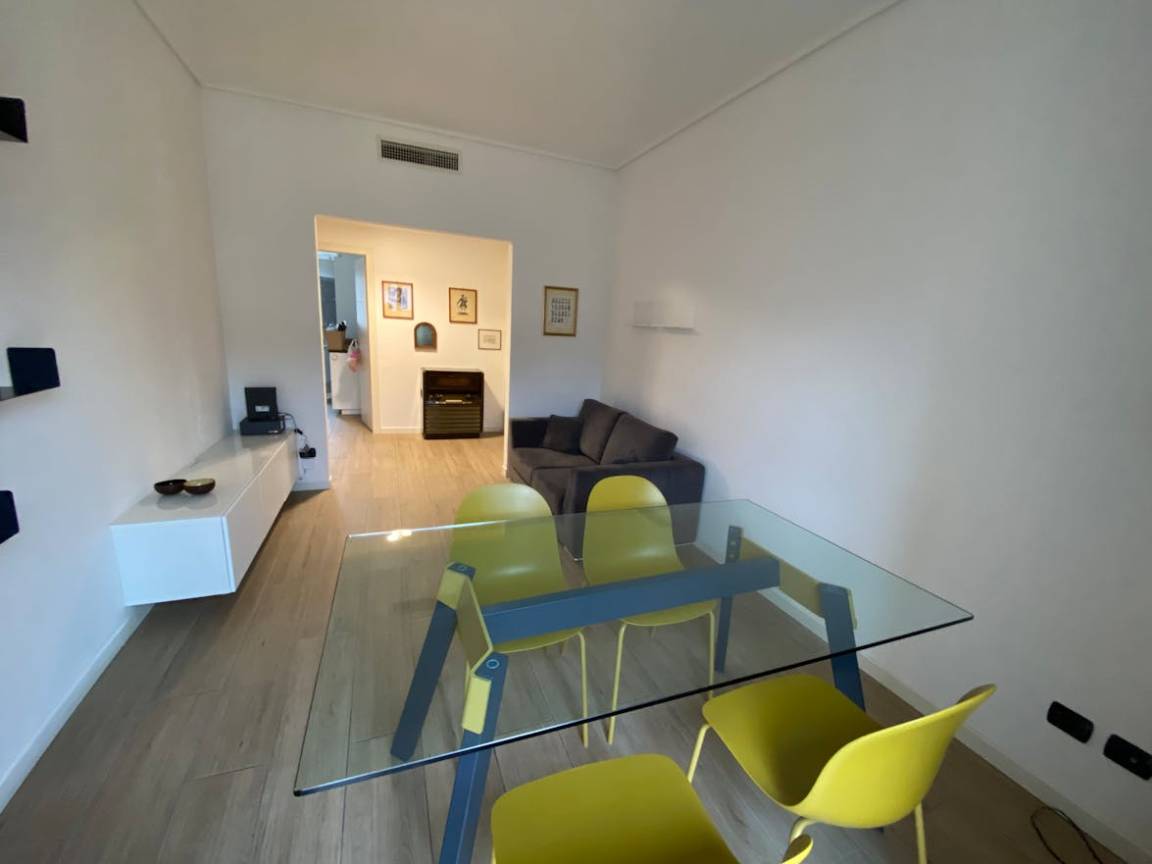 80 M² House ∙ 2 Bedrooms ∙ 4 Guests - Milan