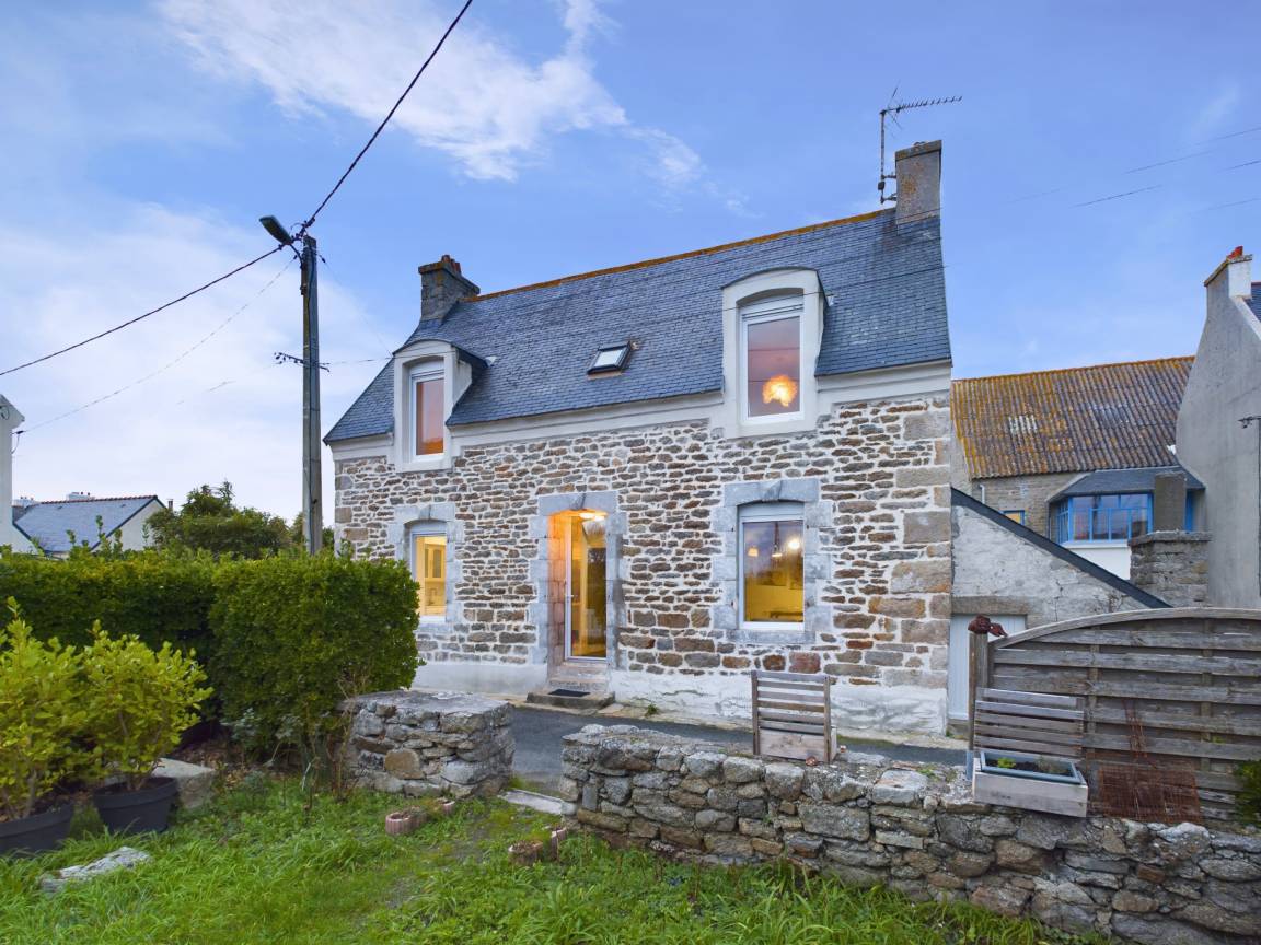 78 M² House ∙ 3 Bedrooms ∙ 5 Guests - Guilvinec