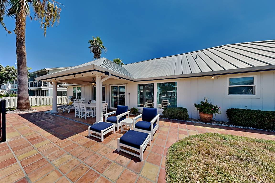 168 M² House ∙ 3 Bedrooms ∙ 10 Guests - Rockport, TX