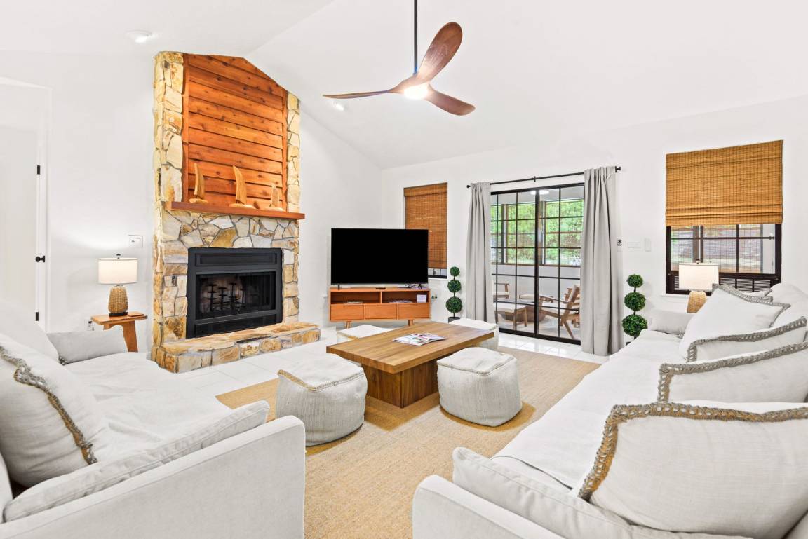Apartment ∙ 3 Bedrooms ∙ 6 Guests - Navarre, FL