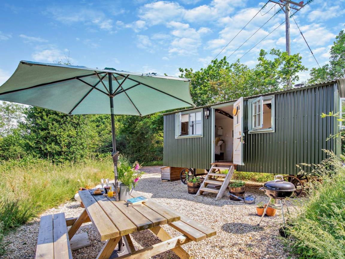 Cottage ∙ 1 Bedroom ∙ 2 Guests - Axminster
