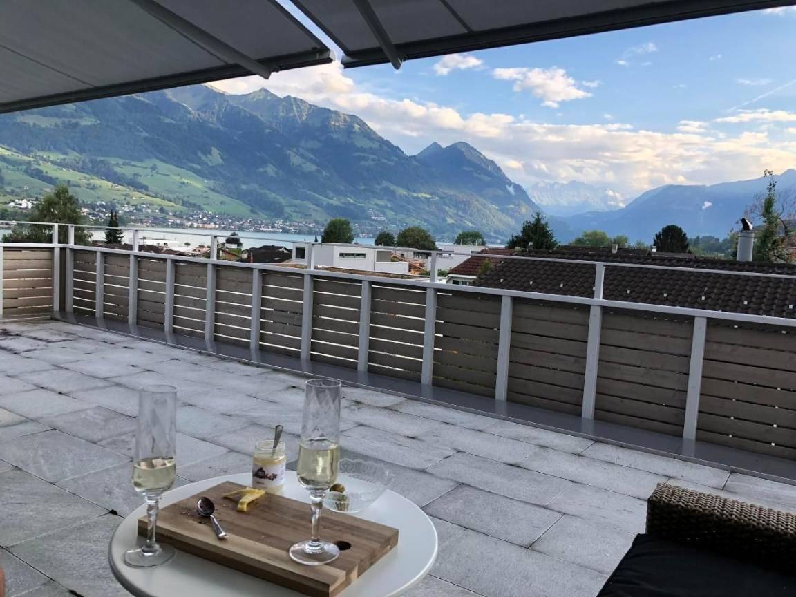 200 M² Appartement ∙ 4 Chambres ∙ 6 Personnes - Giswil