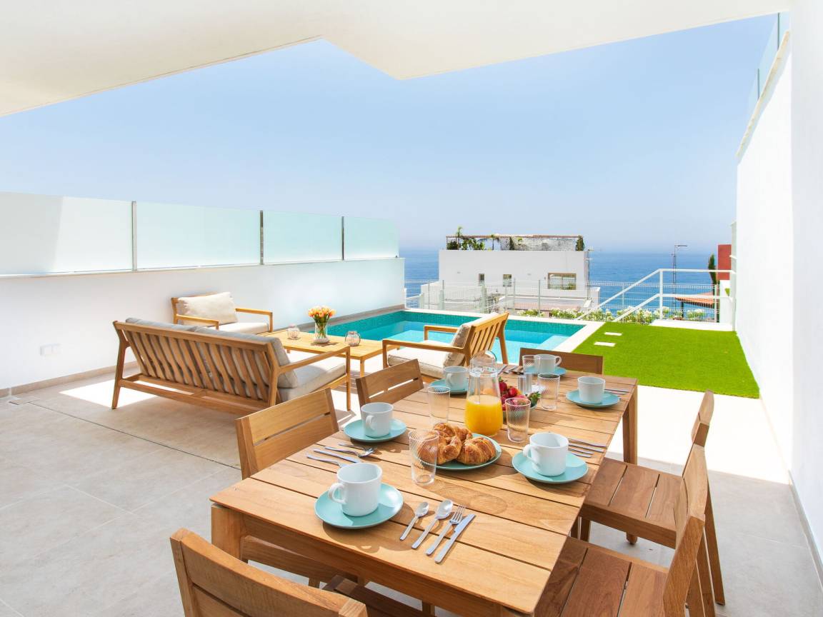 99 M² Apartamento ∙ 2 Quartos ∙ 4 Hóspedes - Torrox Costa