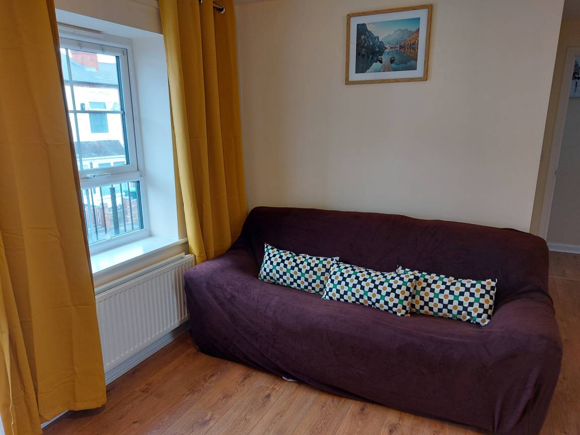 100 M² House ∙ 2 Bedrooms ∙ 3 Guests - The Hawthorns