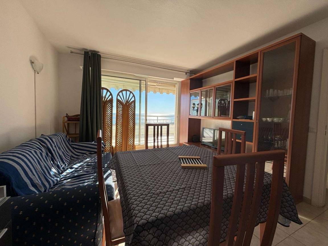42 M² Appartement ∙ 2 Chambres ∙ 4 Personnes - ibis Cannes Plage La Bocca