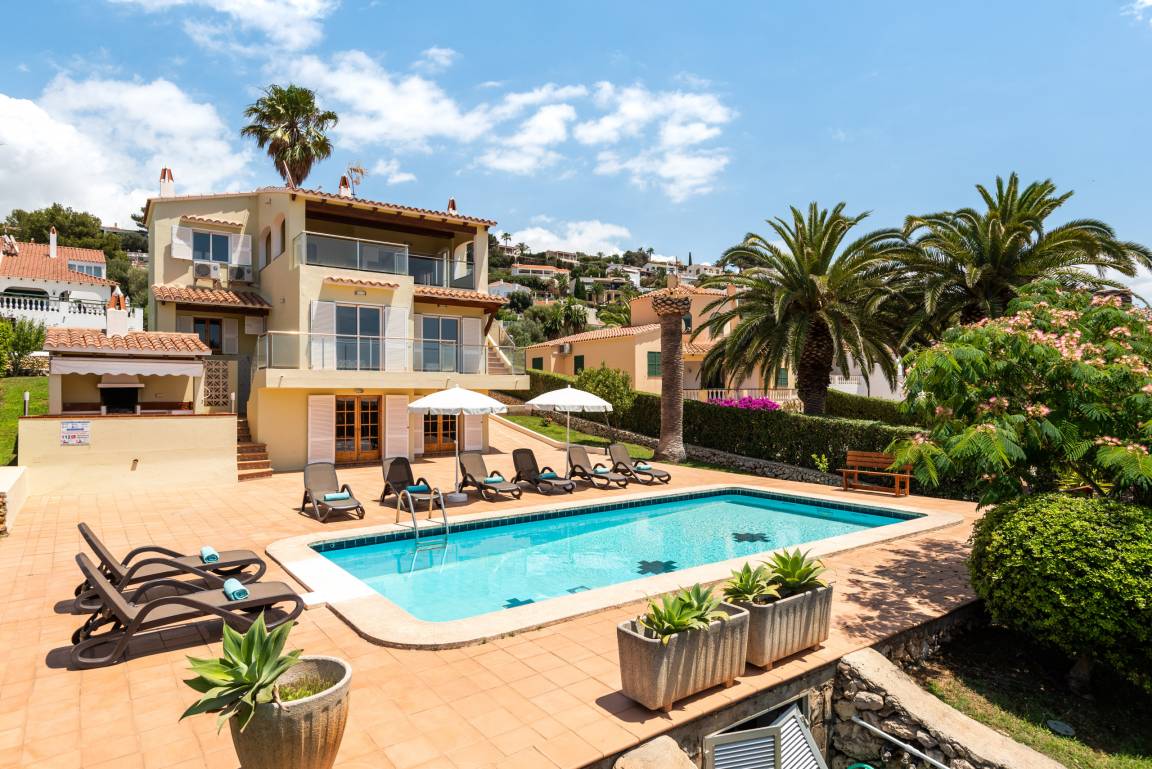 186 M² Vivenda ∙ 5 Quartos ∙ 8 Hóspedes - Menorca