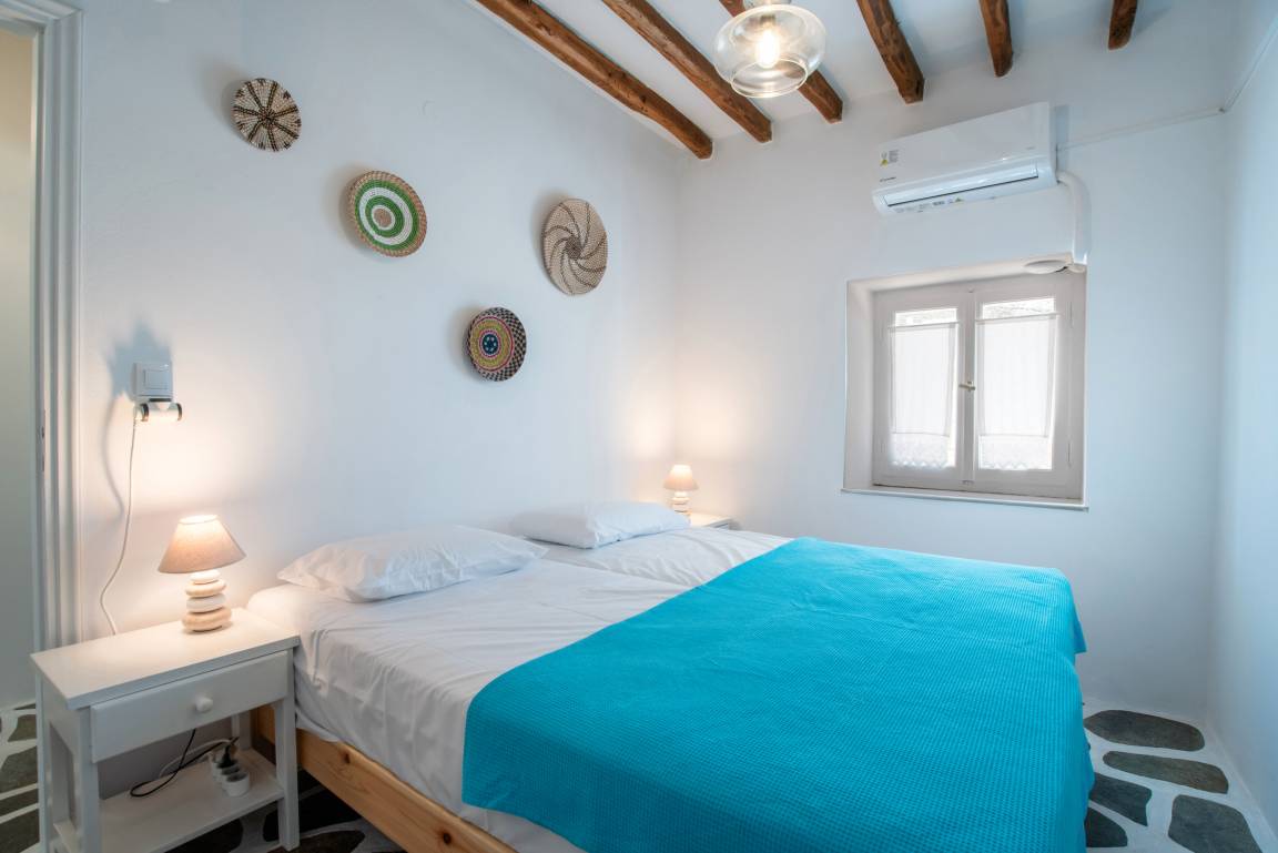 80 M² Appartement ∙ 2 Slaapkamers ∙ 5 Gasten - Paros