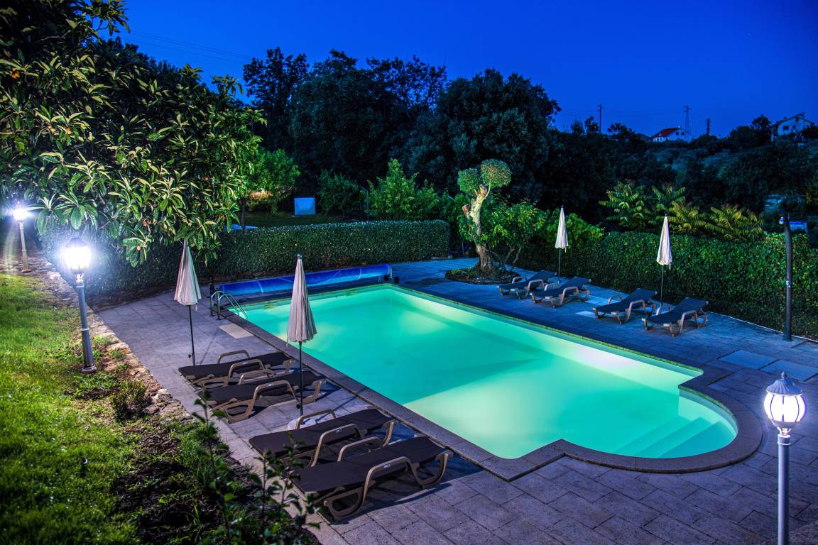 220 M² Casa ∙ 5 Quartos ∙ 14 Hóspedes - Macedo de Cavaleiros