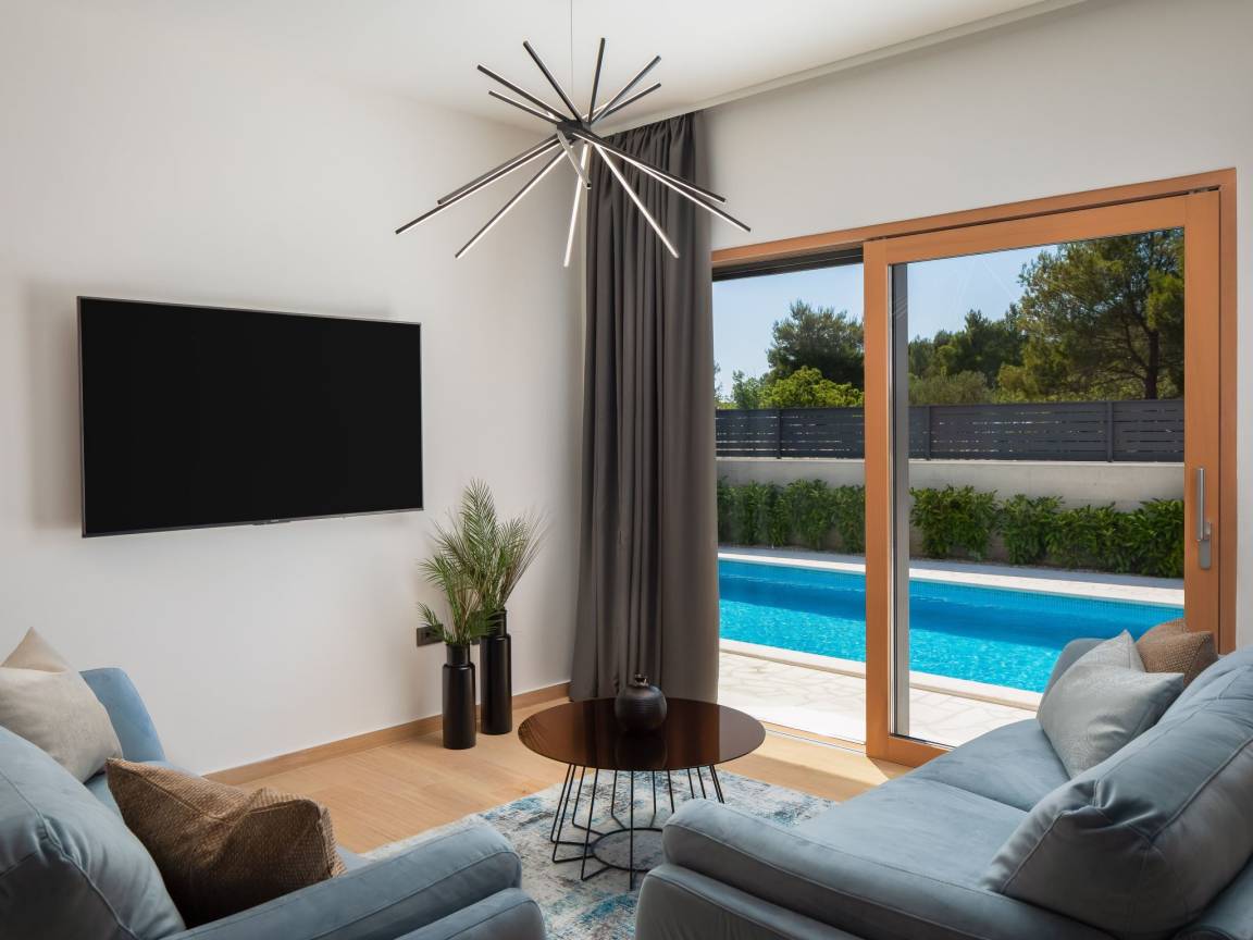 250 M² Ferienhaus ∙ 4 Schlafzimmer ∙ 10 Gäste - Vodice