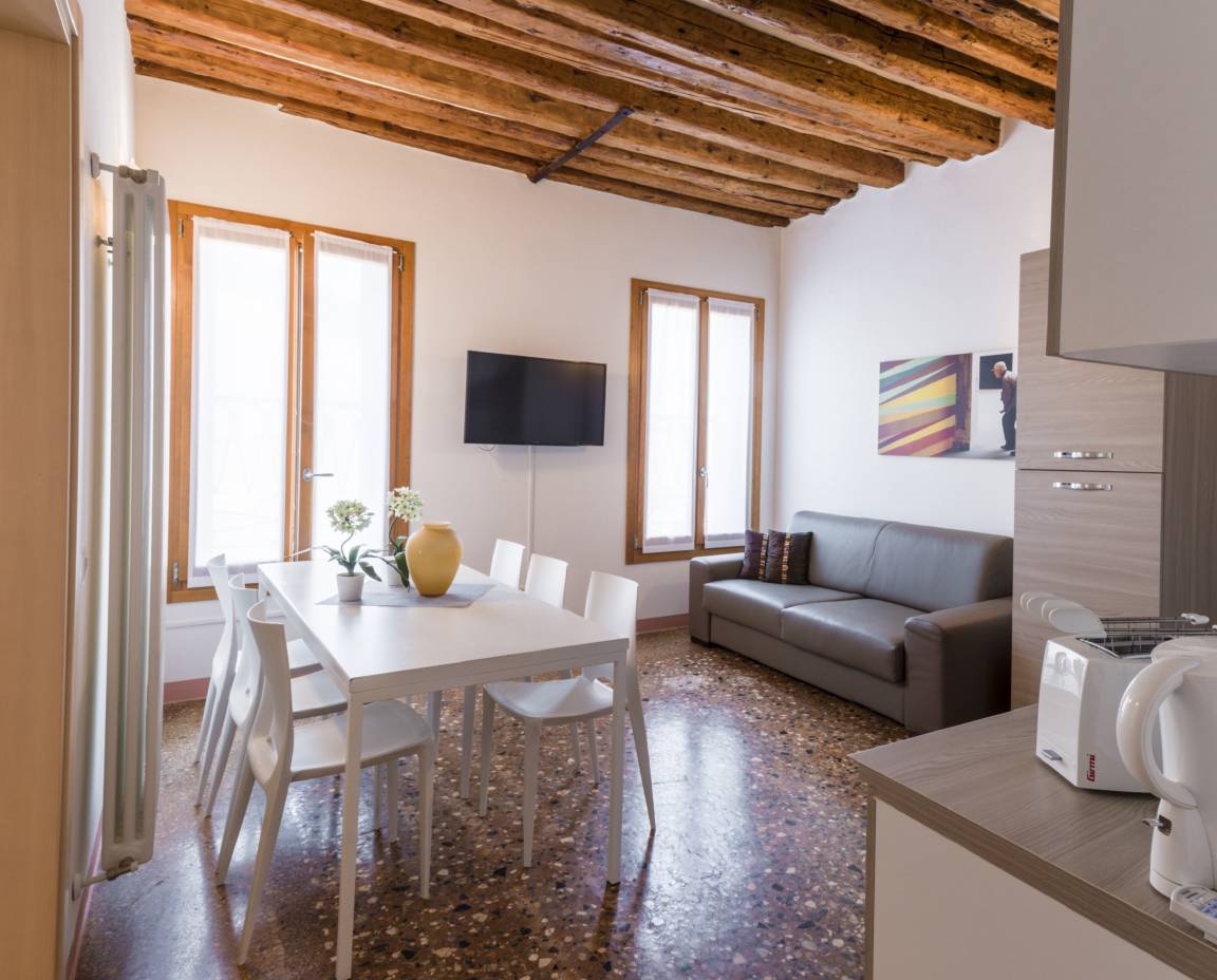 55 M² Apartamento ∙ 1 Quarto ∙ 5 Hóspedes - Veneza