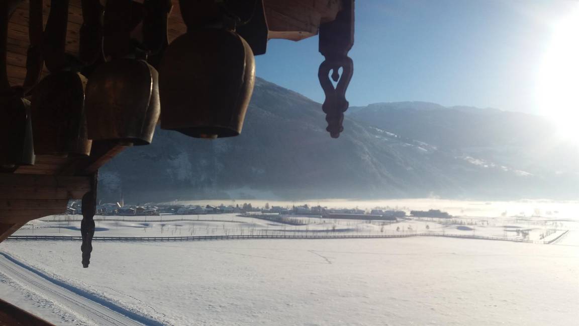 80 M² Ferienwohnung ∙ 1 Schlafzimmer ∙ 6 Gäste - Zell am Ziller