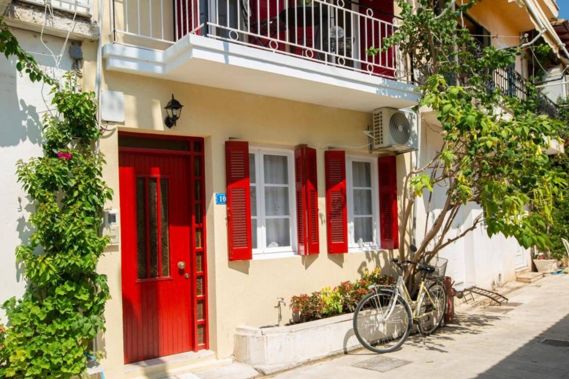 75 M² House ∙ 2 Bedrooms ∙ 6 Guests - Lefkada
