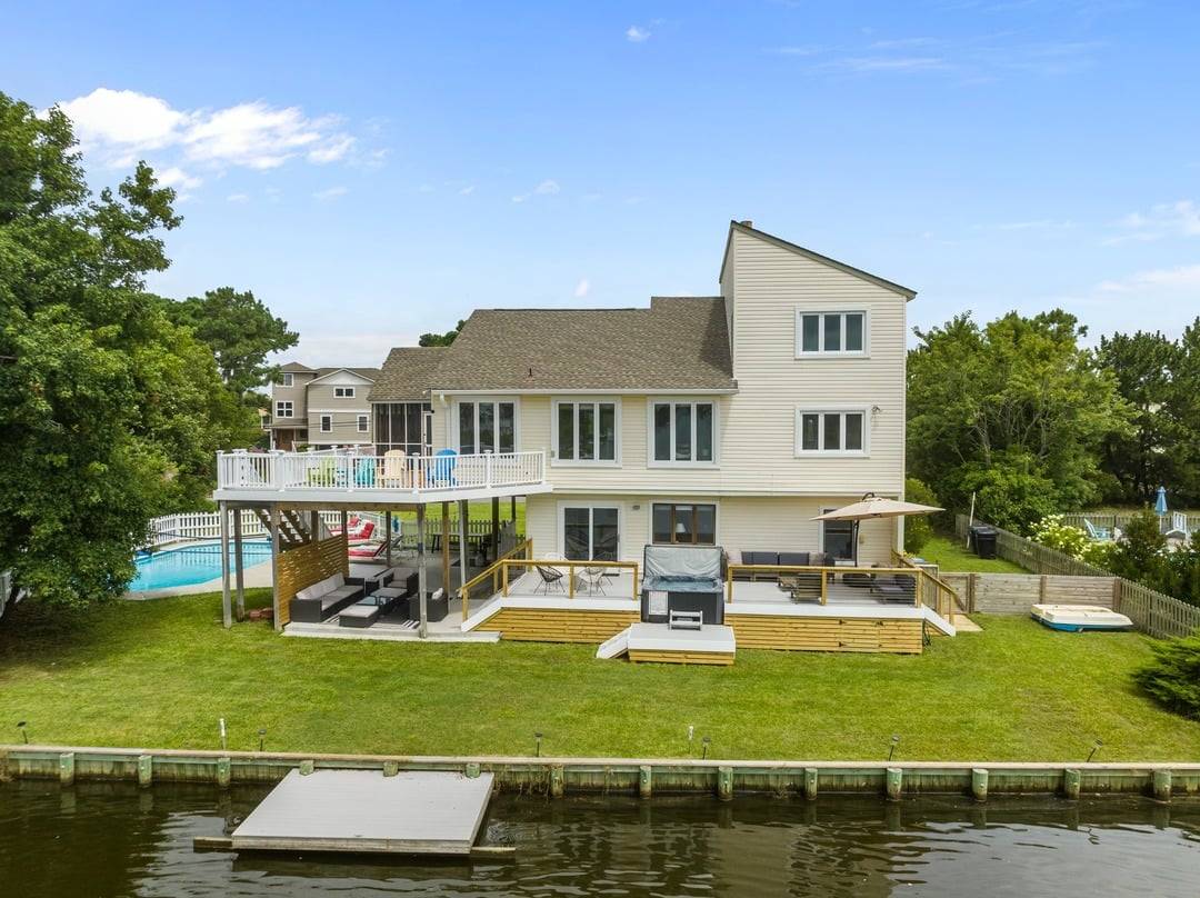House ∙ 6 Bedrooms ∙ 15 Guests - Virginia Beach, VA