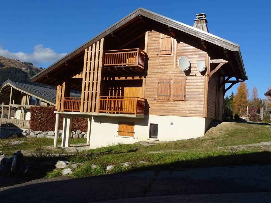 95 M² Chalet ∙ 4 Bedrooms ∙ 8 Guests - Les Gets