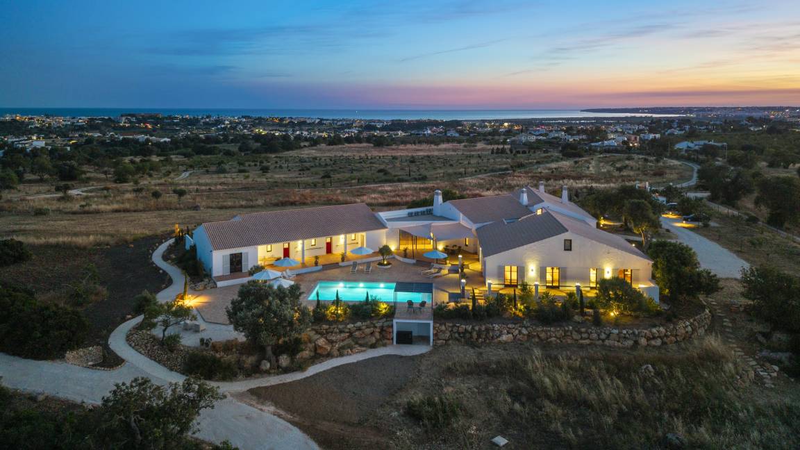 500 M² Villa ∙ 5 Habitaciones ∙ 12 Huéspedes - Albufeira