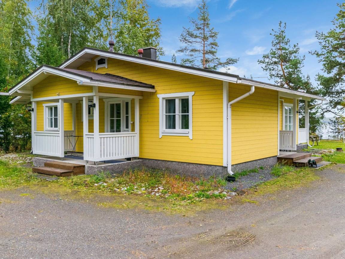 107 M² Talo ∙ 2 Makuuhuonetta ∙ 7 Vierasta - Kesälahti