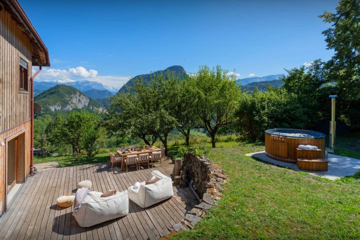 364 M² Chalet ∙ 5 Chambres ∙ 10 Personnes - Cluses