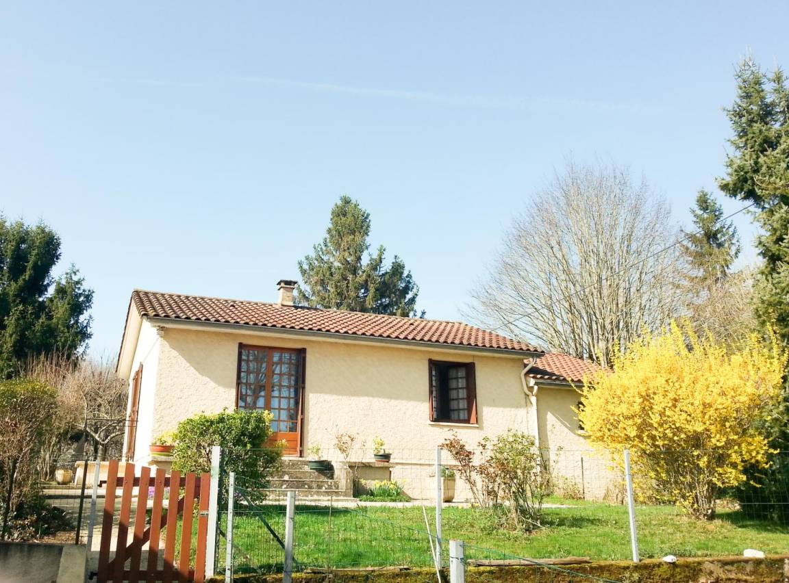 70 M² Gîte ∙ 2 Chambres ∙ 4 Personnes - Lot