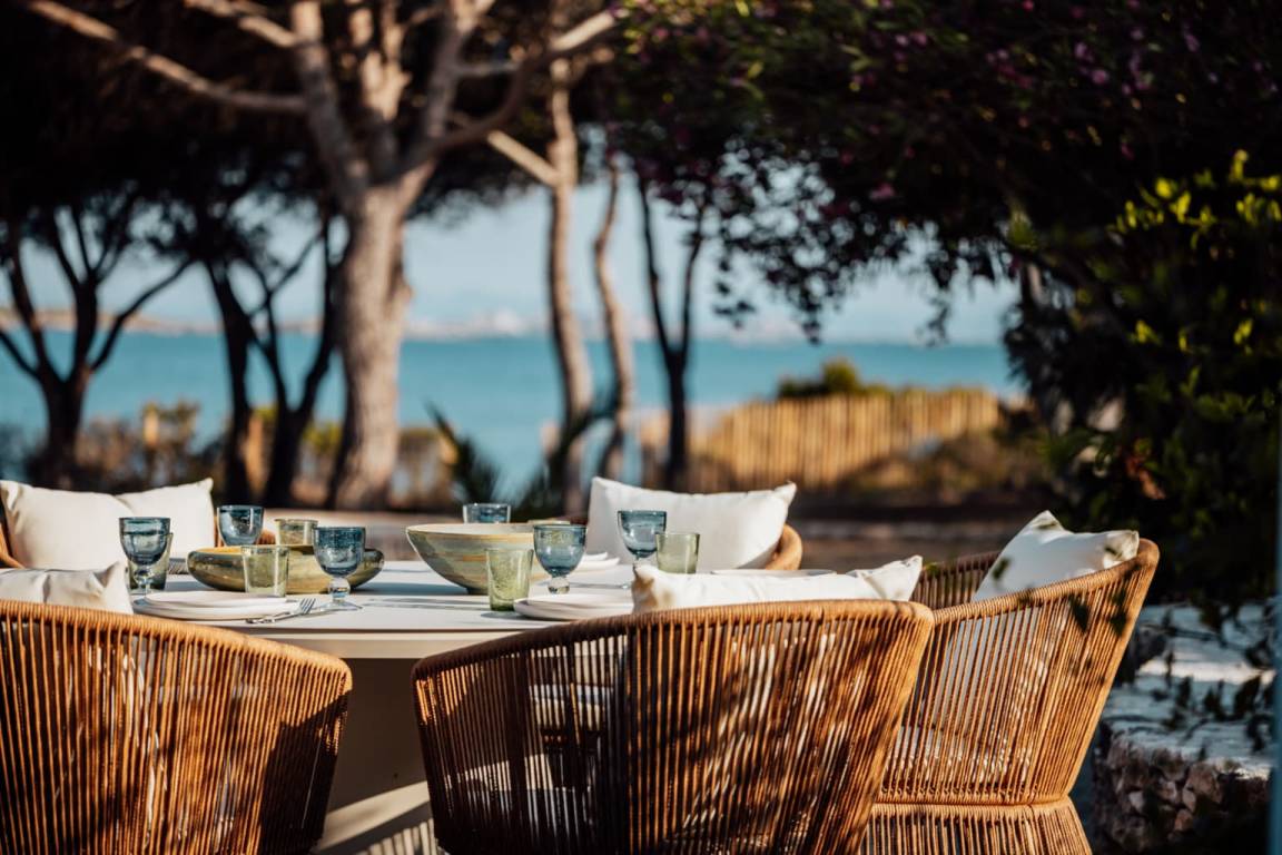 200 M² Villa ∙ 4 Bedrooms ∙ 8 Guests - Bonifacio