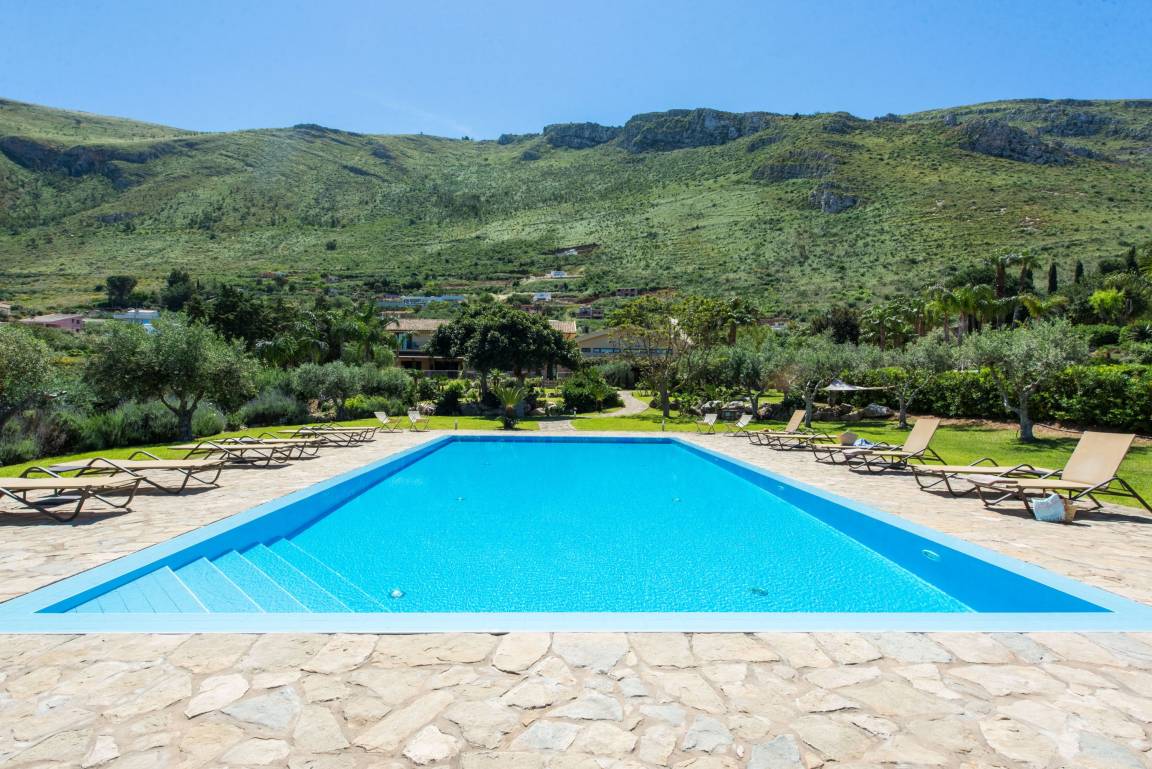 65 M² Apartamento ∙ 2 Habitaciones ∙ 6 Huéspedes - Trapani