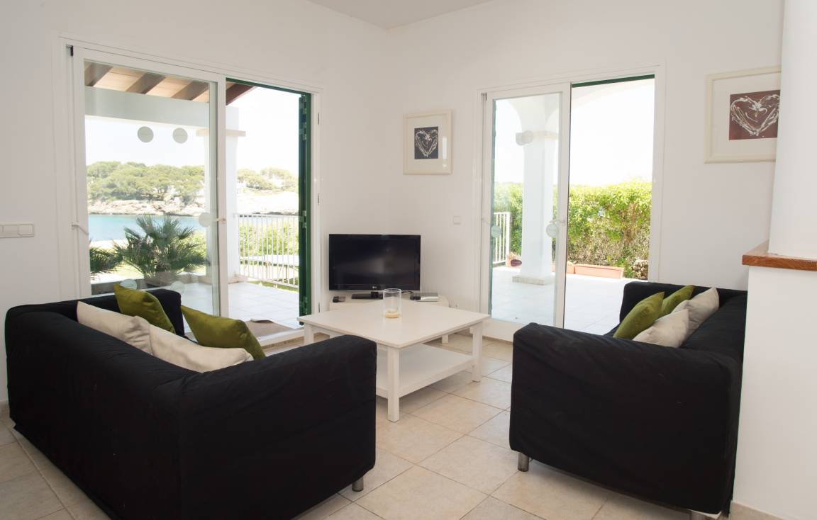 Villa ∙ 4 Bedrooms ∙ 8 Guests - Cala d'Or