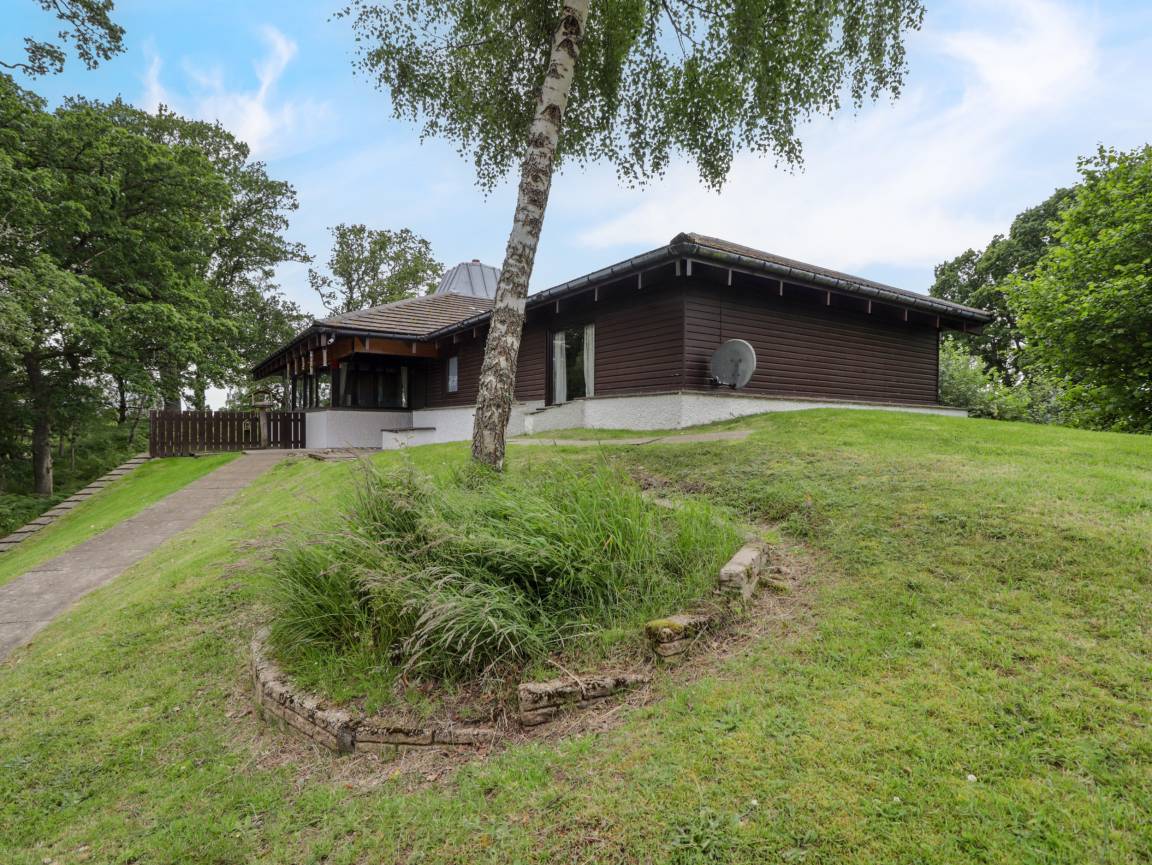 Cottage ∙ 3 Bedrooms ∙ 8 Guests - Highland Wildlife Park