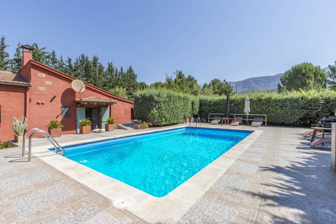 79 M² Casa ∙ 3 Habitaciones ∙ 6 Huéspedes - Tremp
