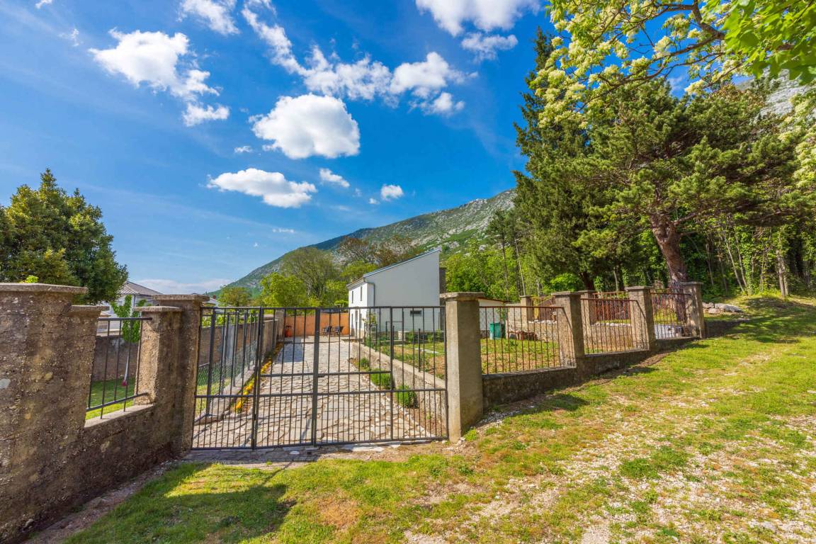 70 M² Ferienhaus ∙ 2 Schlafzimmer ∙ 4 Gäste - Selce