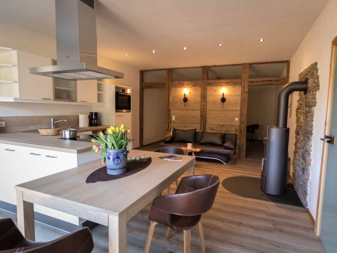 56 M² Ferienwohnung ∙ 1 Schlafzimmer ∙ 4 Gäste - Alpirsbach