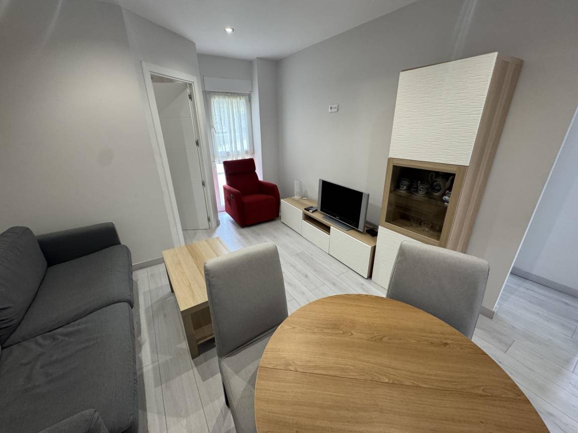 65 M² Apartamento ∙ 2 Habitaciones ∙ 4 Huéspedes - Santander, España