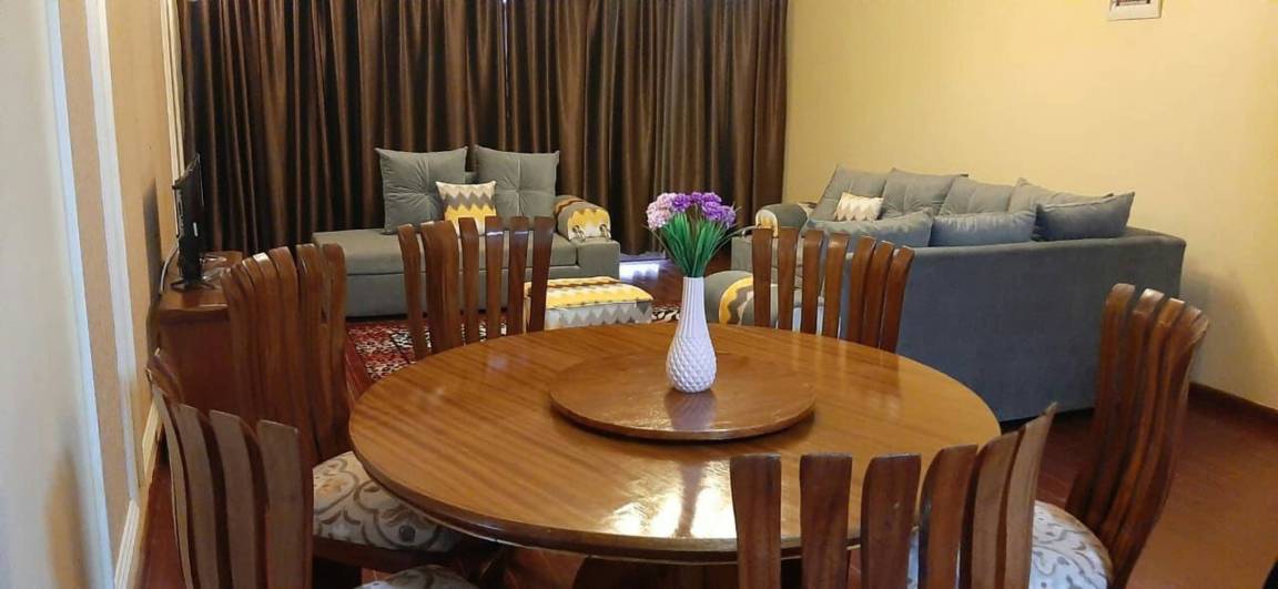 257 M² Apartment ∙ 4 Bedrooms ∙ 8 Guests - Nairobi