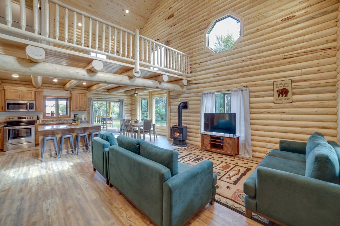 217 M² House ∙ 3 Bedrooms ∙ 10 Guests - Yellowstone Bear World, Rexburg