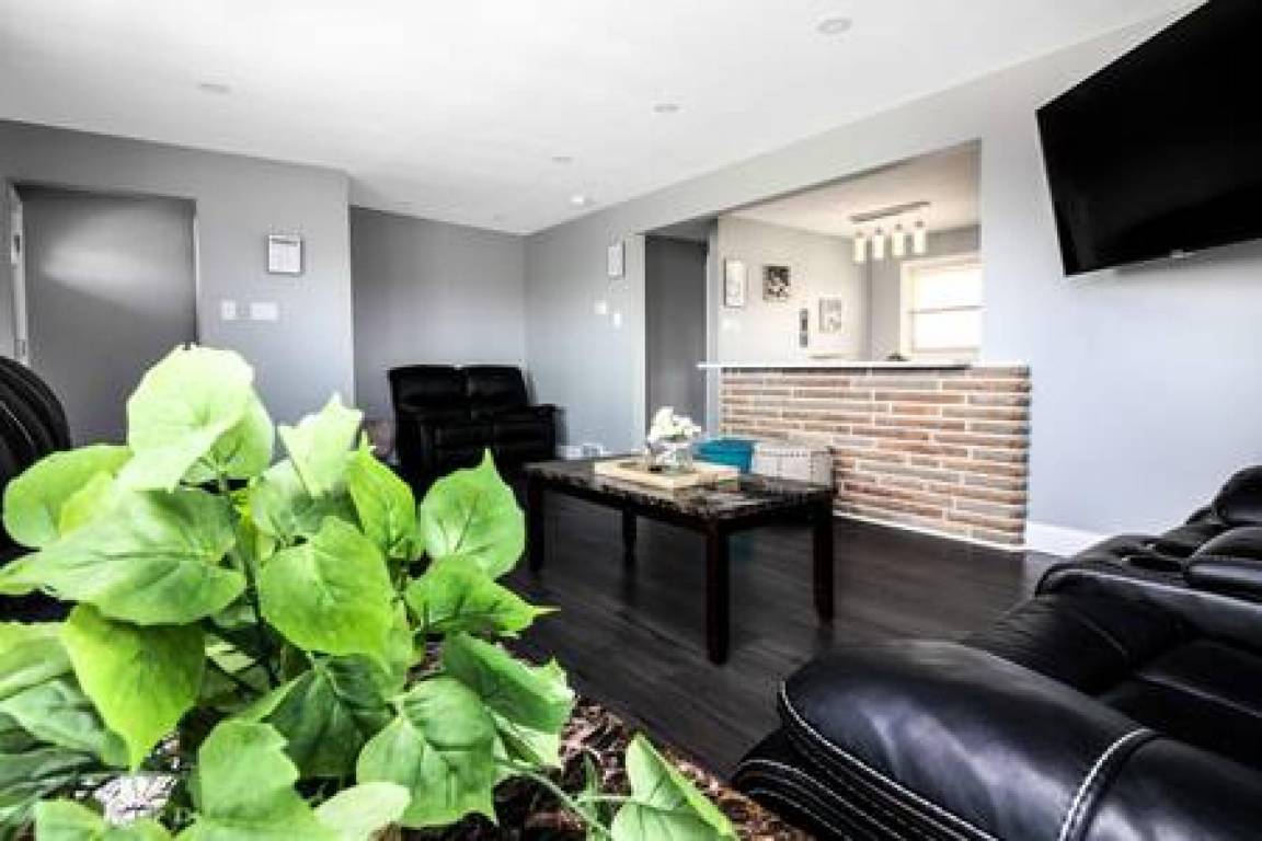 House ∙ 5 Bedrooms ∙ 10 Guests - Fallsview Indoor Waterpark