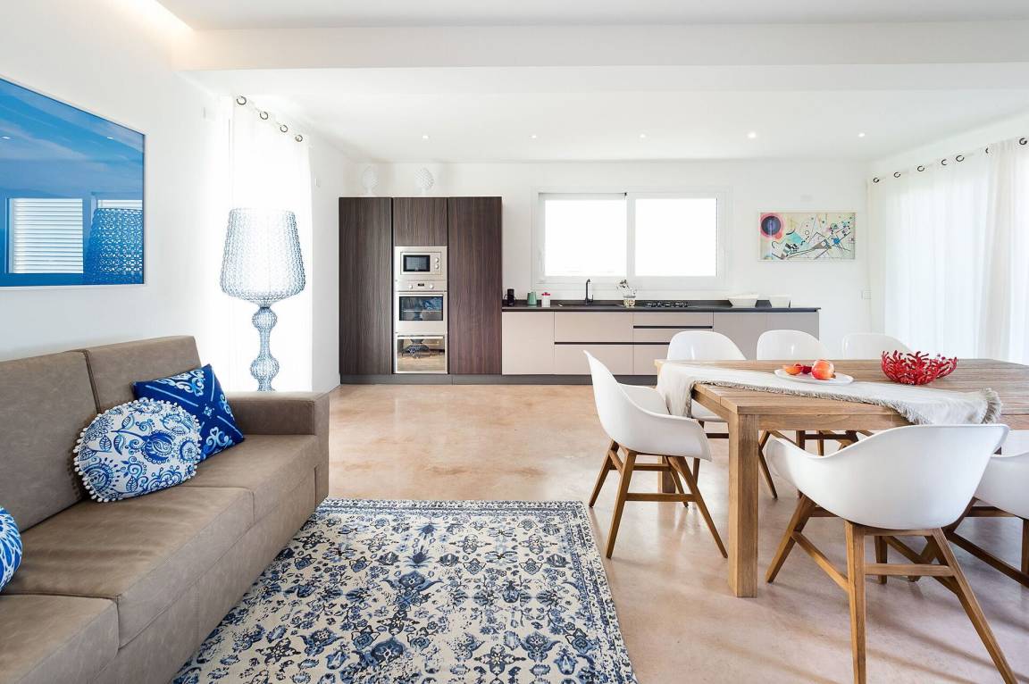 150 M² Villa ∙ 4 Bedrooms ∙ 8 Guests - Pachino
