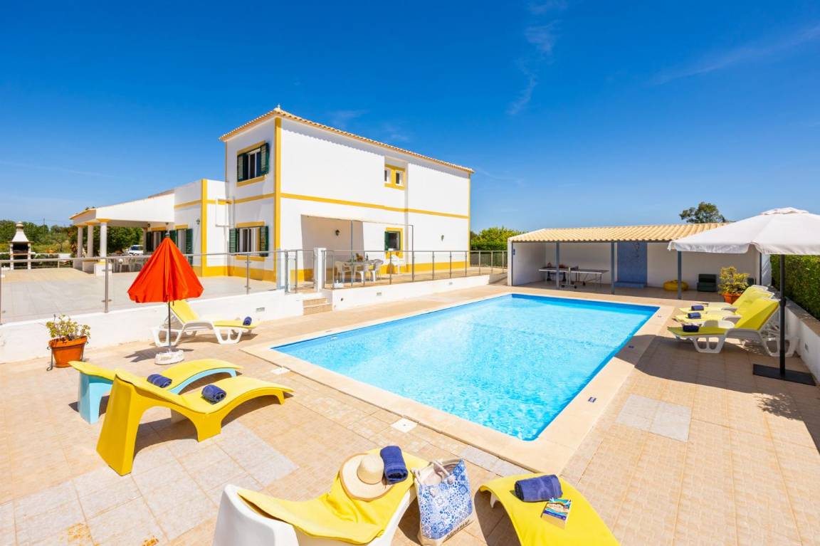 215 M² Villa ∙ 4 Bedrooms ∙ 8 Guests - Armação de Pêra