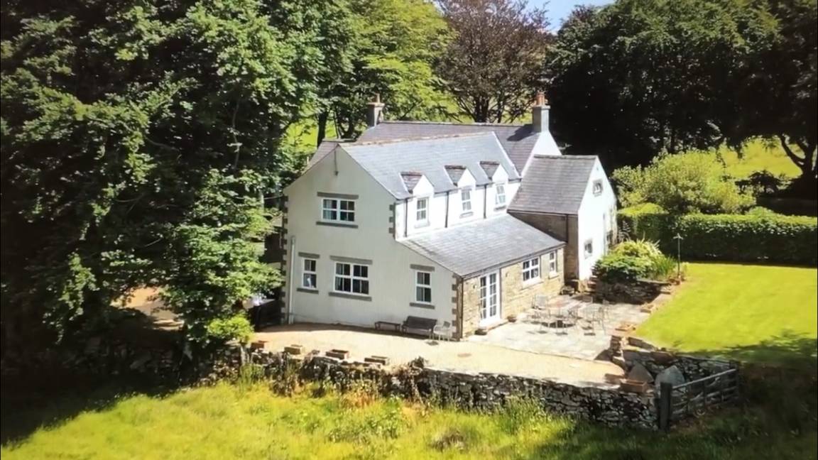 Cottage ∙ 5 Bedrooms ∙ 10 Guests - Kielder Water
