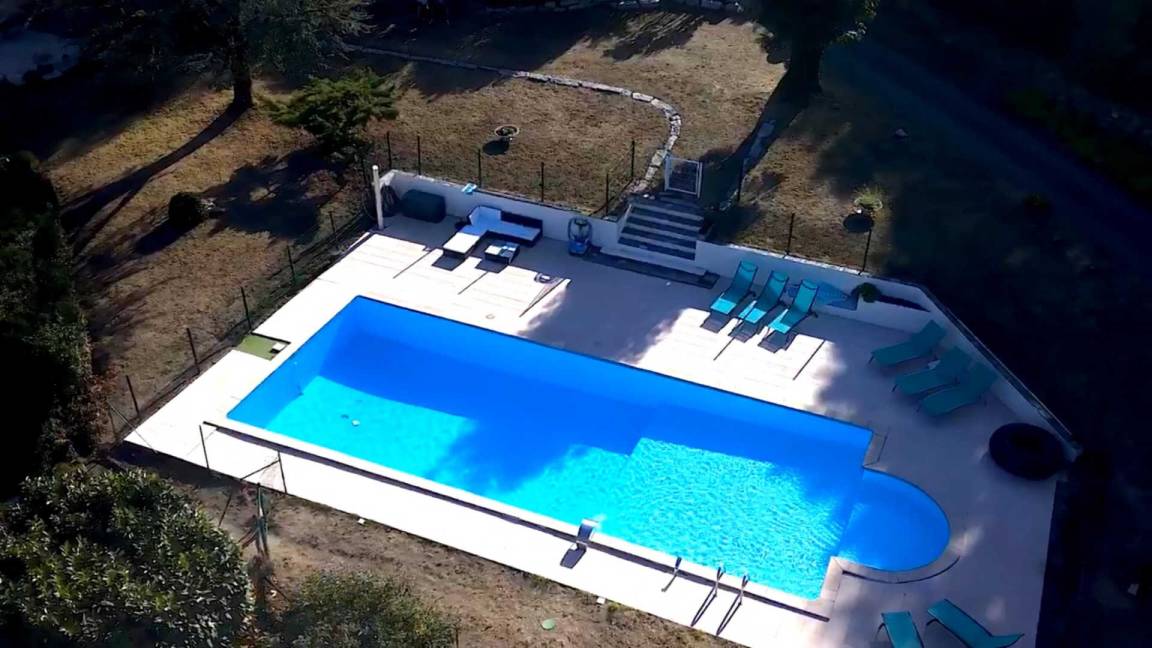 80 M² Gîte ∙ 2 Chambres ∙ 4 Personnes - Castres