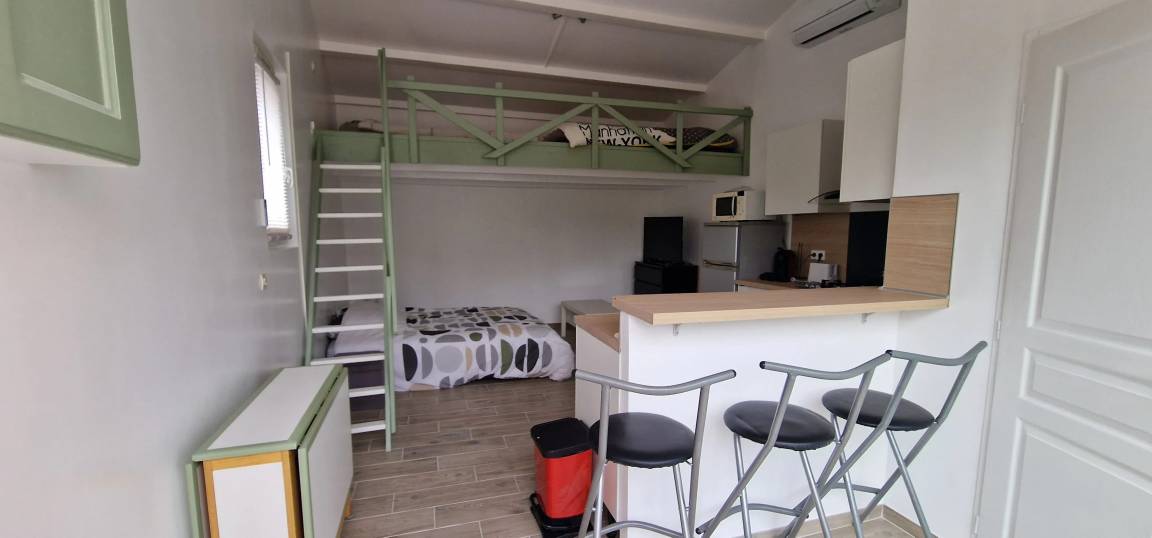 27 M² Studio ∙ 1 Chambre ∙ 4 Personnes - Cuges-les-Pins