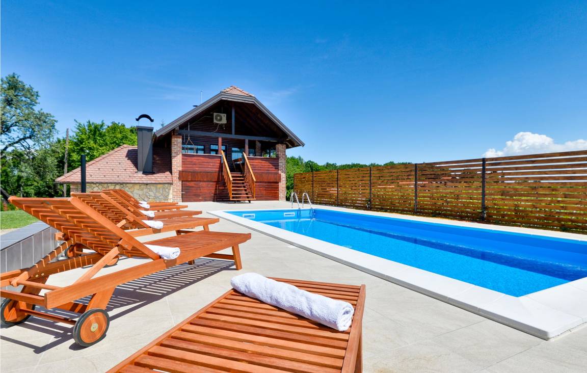 100 M² Casa ∙ 2 Habitaciones ∙ 6 Huéspedes - Croacia