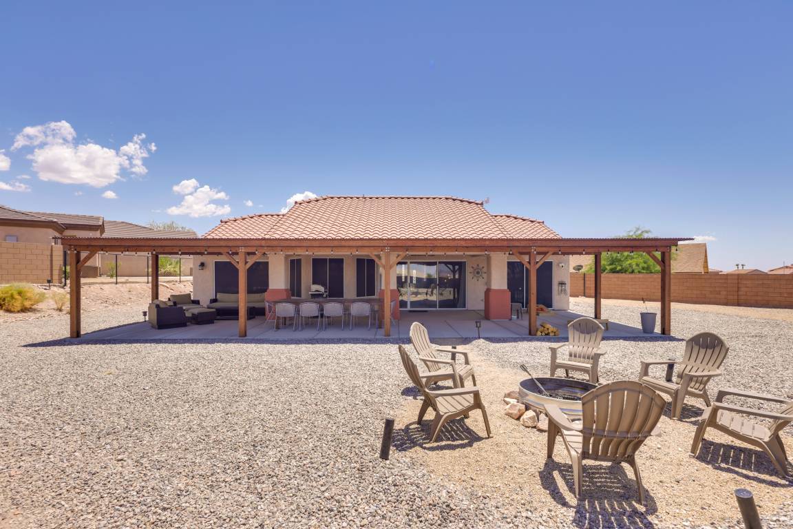149 M² House ∙ 3 Bedrooms ∙ 8 Guests - Bullhead City, AZ