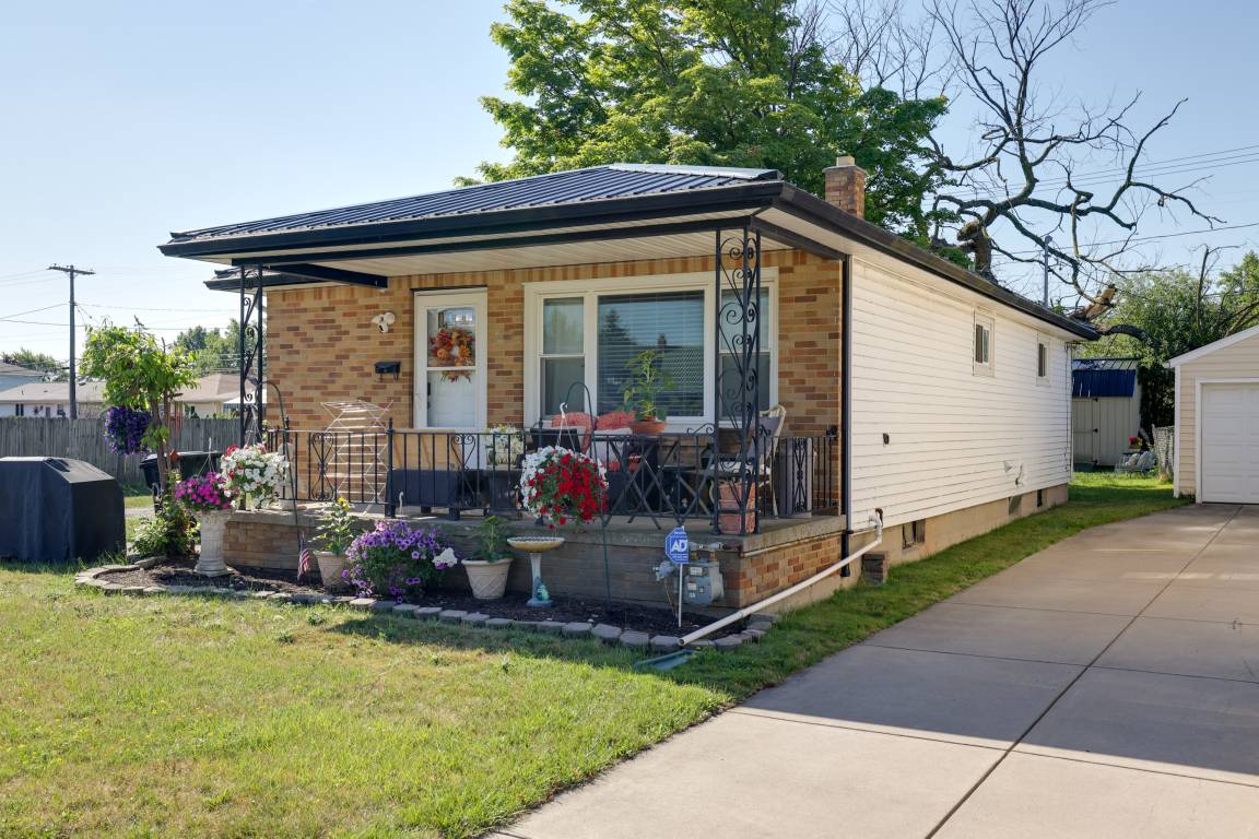 83 M² Talo ∙ 2 Makuuhuonetta ∙ 4 Vierasta - Buffalo, NY
